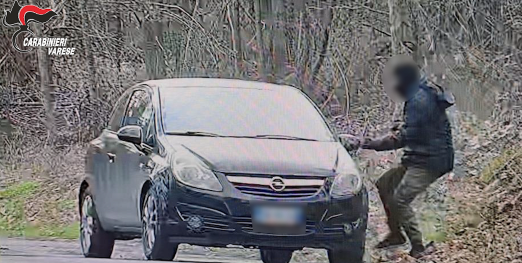 Sradicata la gang dello spaccio nei boschi del Varesotto: 17 arresti ... Sradicata la gang dello spaccio nei boschi del Varesotto: 17 arresti ...