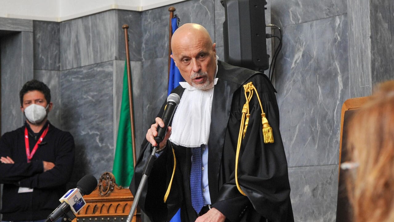 Indagini serrate sulla truffa a nome di Crosetto: tra i contattati ...